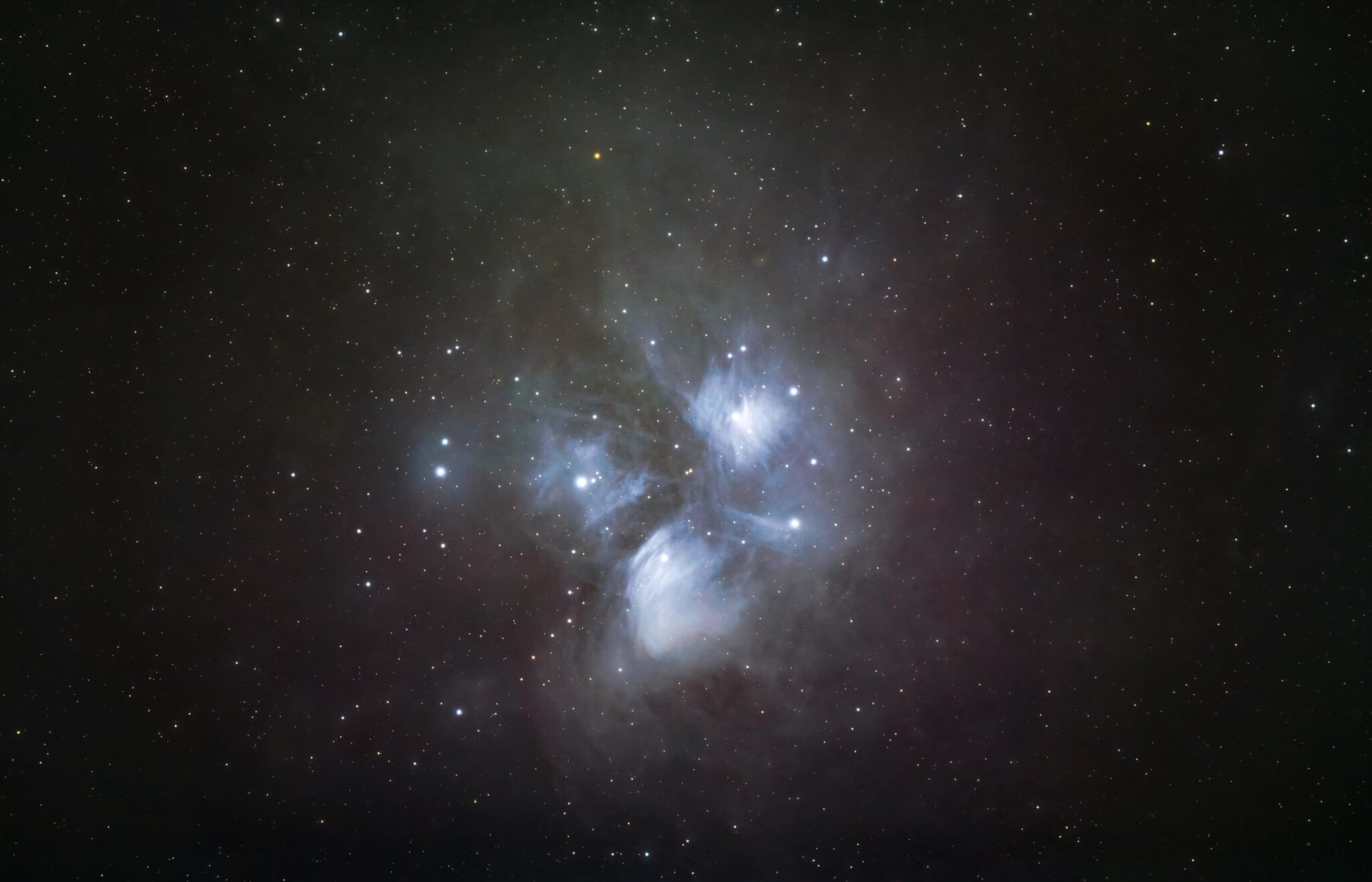 Visiting comets and autumnal meteors: the night sky in October 2024 ...
